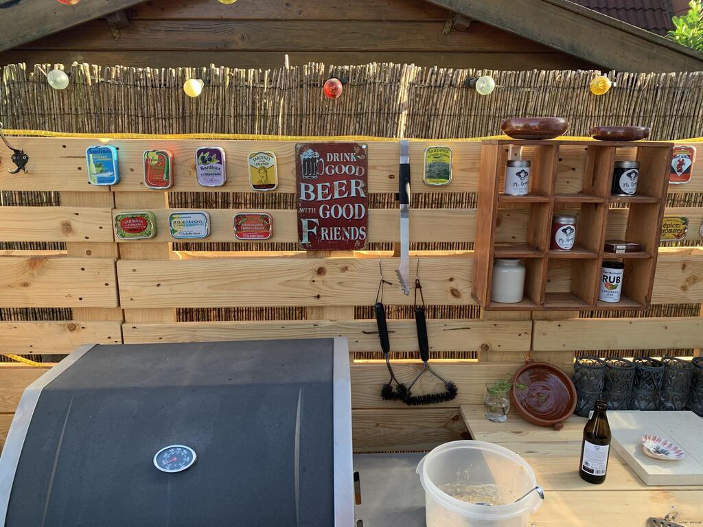 Grillunterstand selbst bauen: Tipps und Tricks