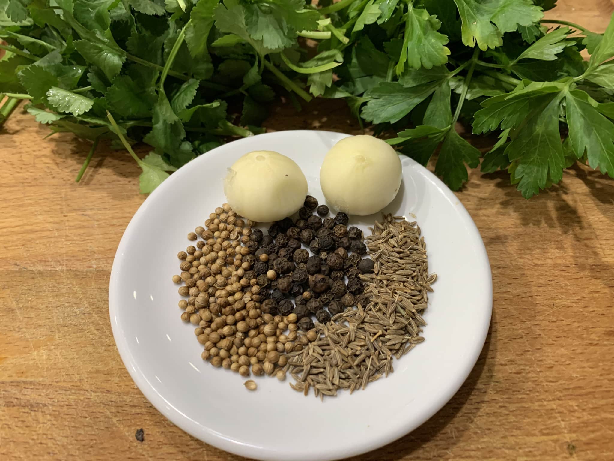 Bratensauce selber machen Grundrezept Jus aus Rinderknochen