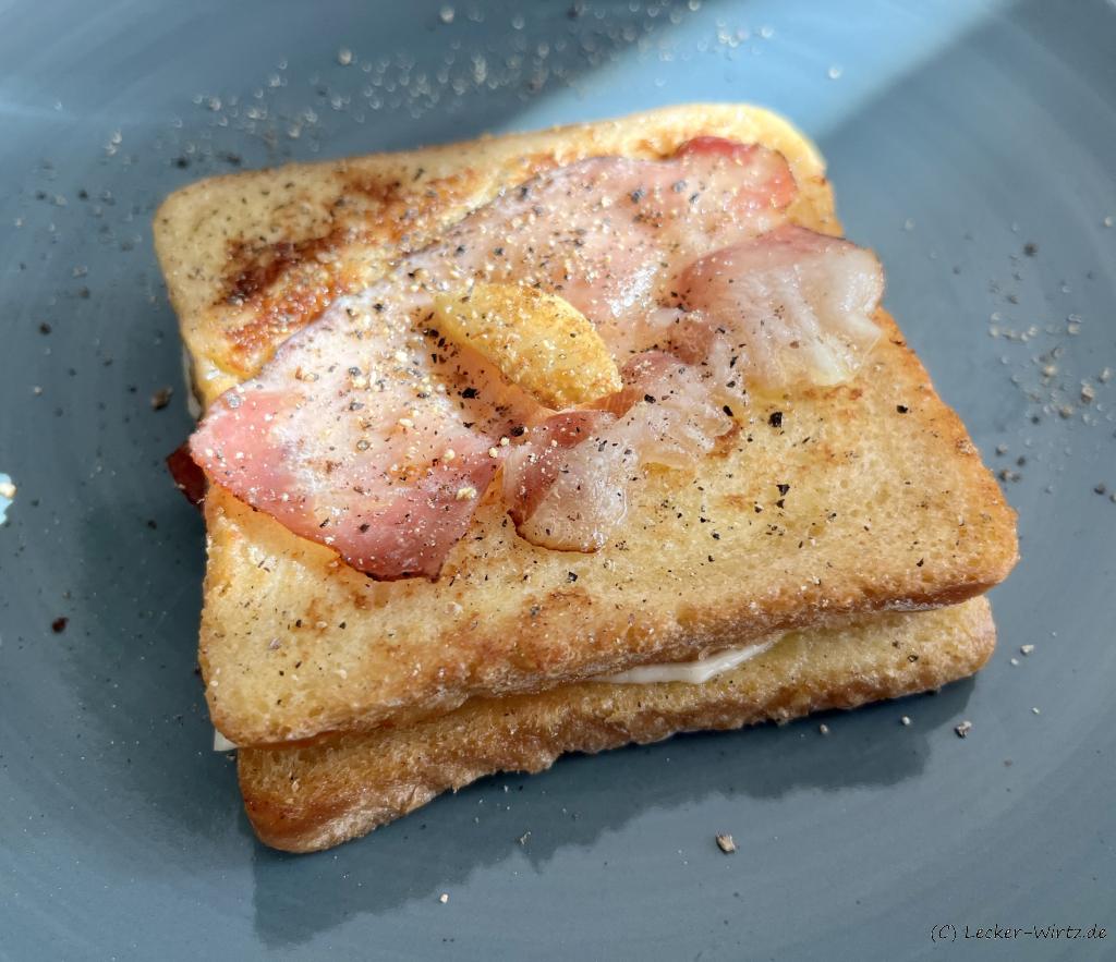 Poor knights of Windsor with ham and cheese